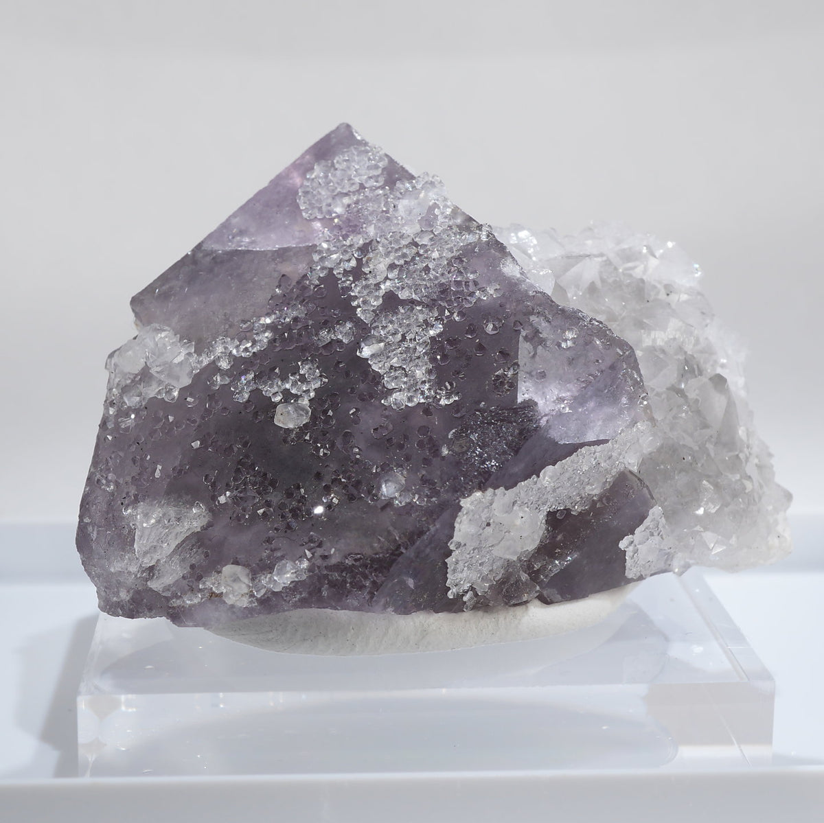 イギリス West Newlandside Quarry産 フローライト・水晶 – 天然石ハッピーギフト